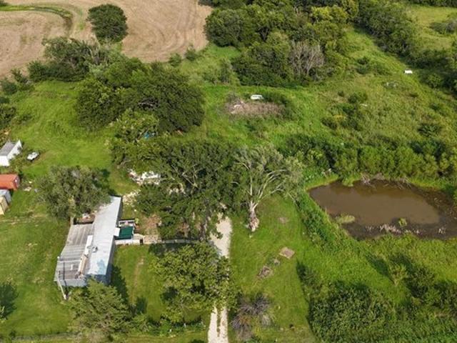 11557 Miller Rd, Harveyville, KS 66431