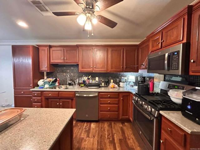 11557 Ridgetop Drive