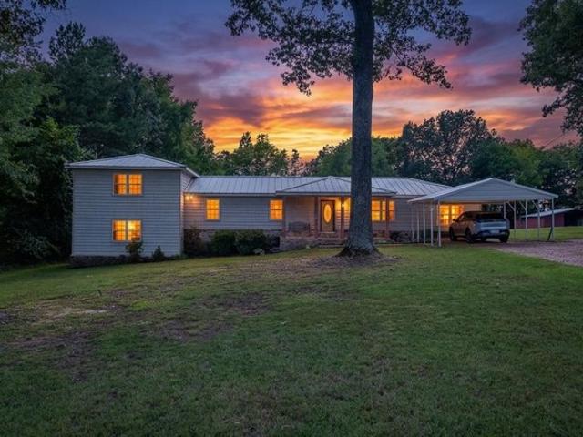 11555 White Pike, Cherokee, AL 35616