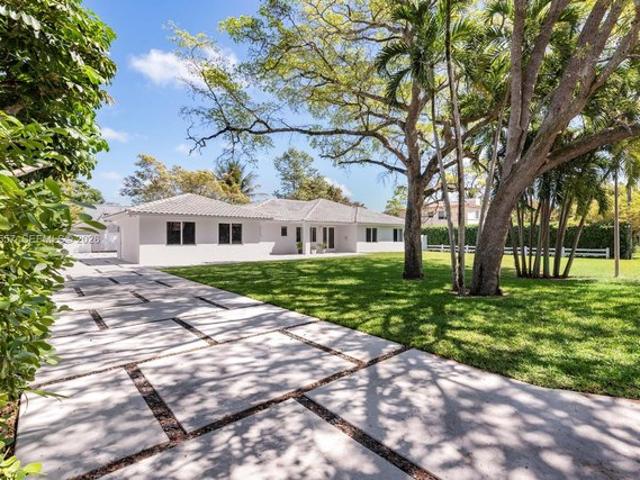 11555 Griffing Blvd, Biscayne Park, FL 33161