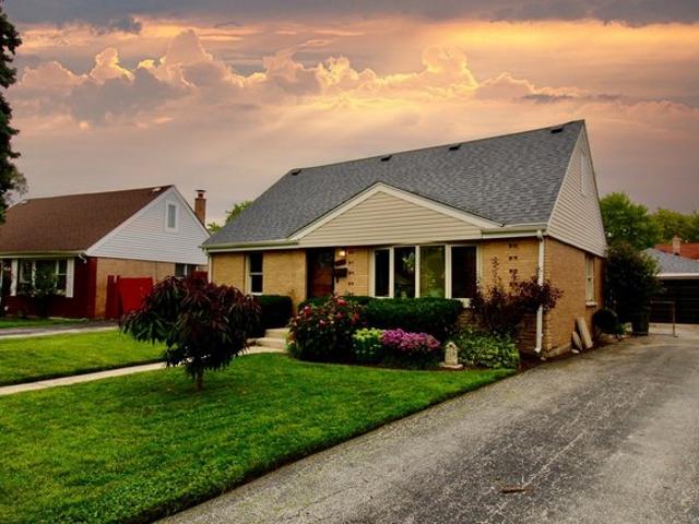 11555 S Lee Rd, Alsip, IL 60803