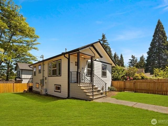11558 Fremont Ave N, Seattle, WA 98133