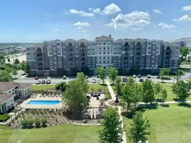 1155 Museum Boulevard, Unit B5, Vernon Hills, IL 60061