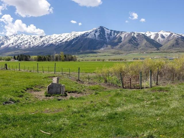 1155 N 100 W, Mendon, UT 84325