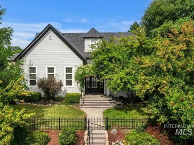 1155 N Ballantyne Ln, Eagle, ID 83616