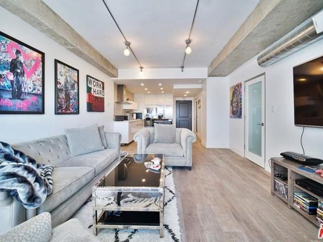 1155 N La Cienega Blvd #1007 West Hollywood, CA 90069