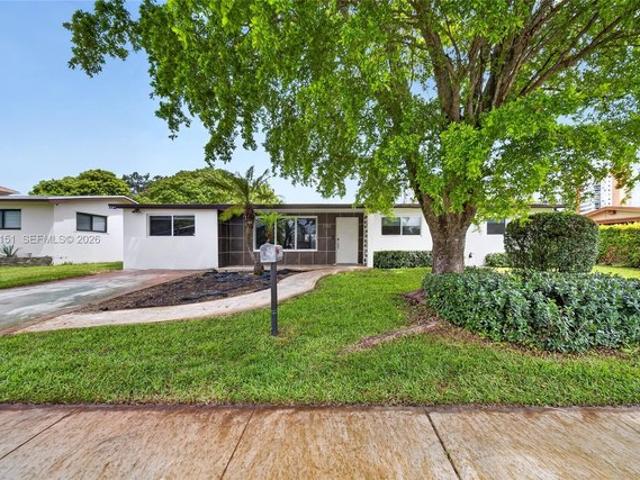 1155 NE 184th St, Miami, FL 33179
