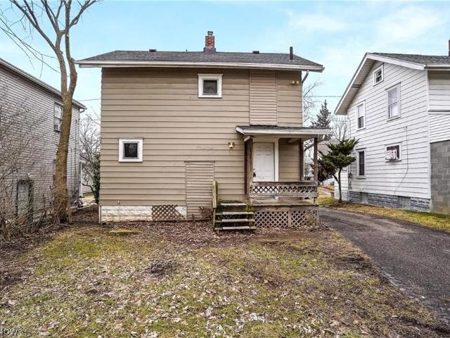 1155 Big Falls Avenue
