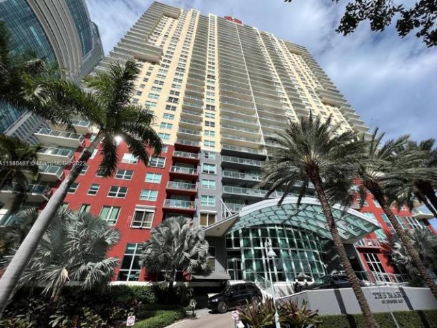 1155 Brickell Bay Dr N #1806, Miami, FL 33131