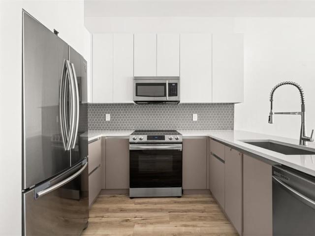1155 Custer Avenue SE 303