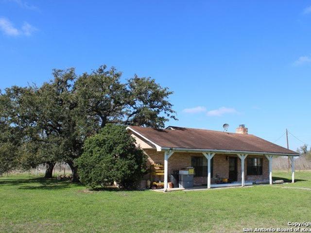 1155 Jones Rd, Kingsbury, TX 78638