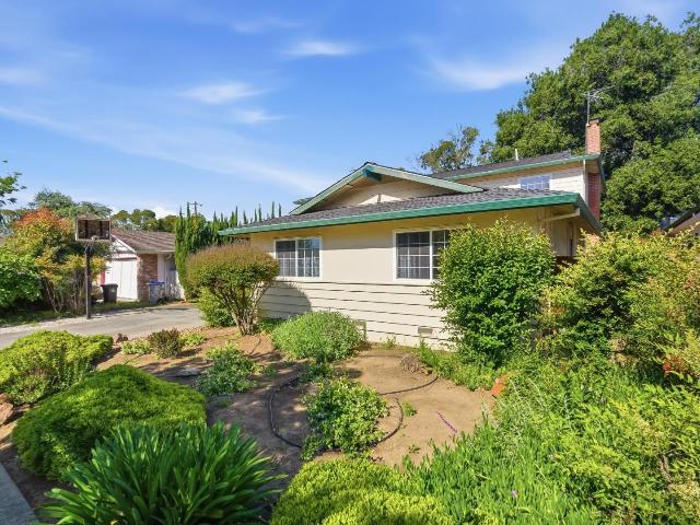 1155 Lockhaven Way