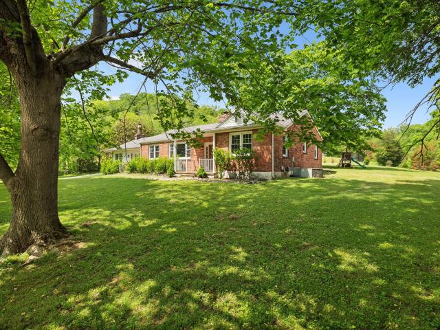 1155 Ridge Hill Rd