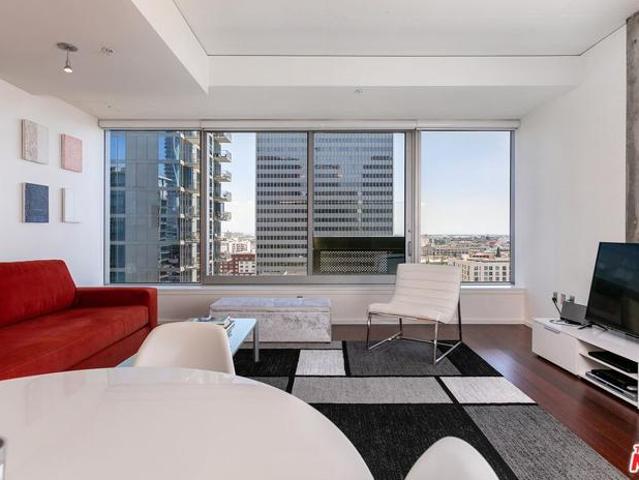 1155 S Grand Ave #1405, Los Angeles, CA 90015