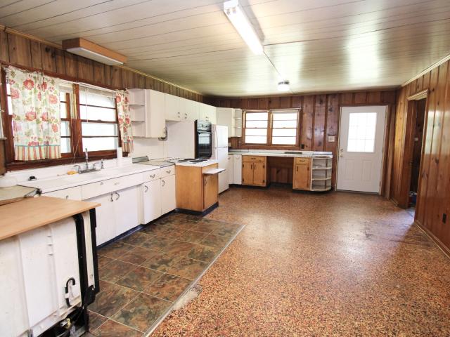 1155 S Main St