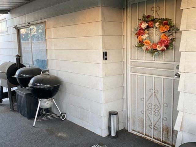 1155 S Riverside Ave, Unit 10, Rialto, CA 92376 | MLS #IG26028 MR