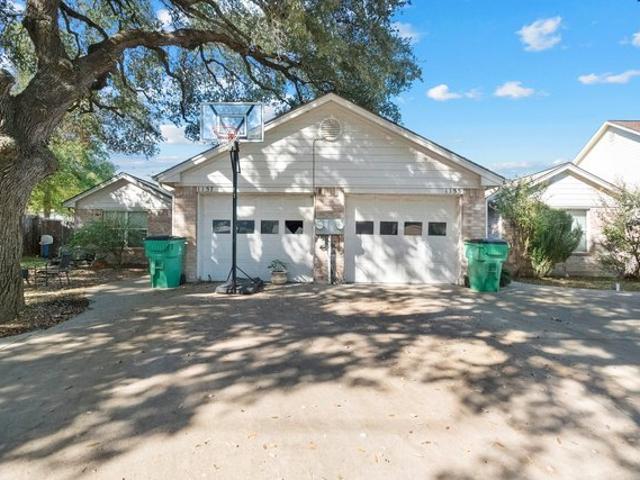 1155 W Cage St, Stephenville, TX 76401