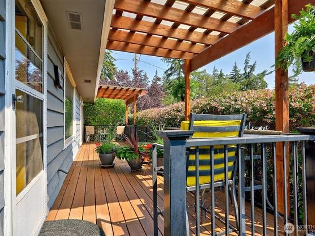 1155 Wilson St, Port Townsend, WA 98368