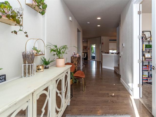 11560 Spectacular Bid Circle