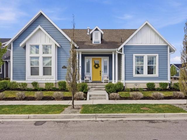 11566 S Holly Springs Dr W, South Jordan, UT 84009