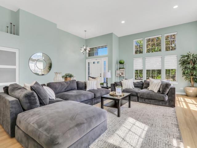 1156 Oakmeadow Court