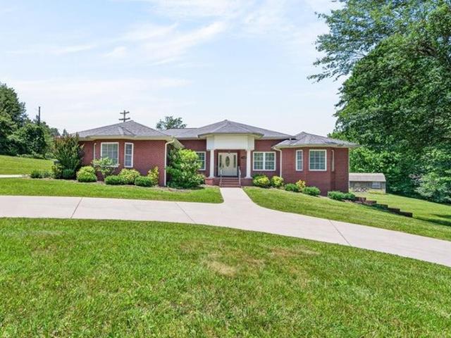 1156 Beam St, Cookeville, TN 38501
