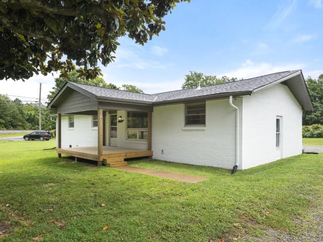 1156 Chestnut Dr
