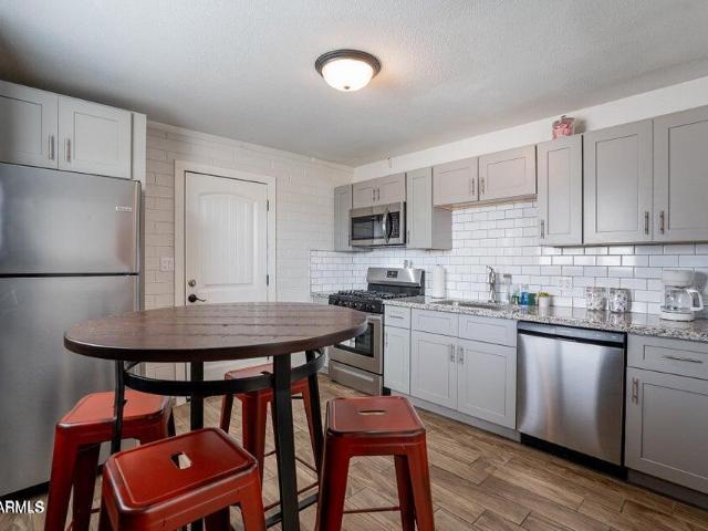 1156 E Tempe Drive