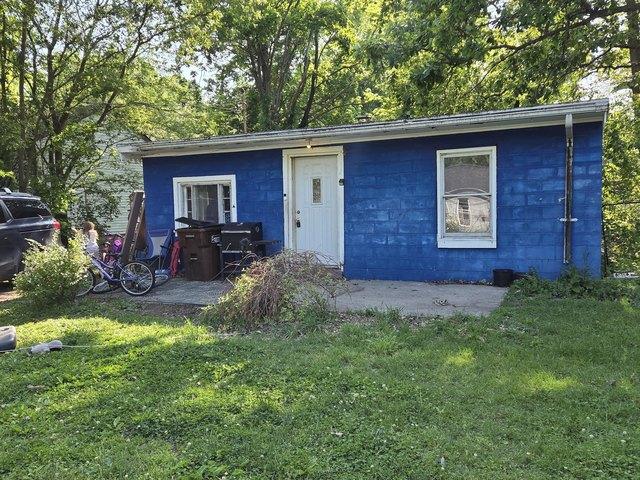 1156 Fairfax Ave, Jackson, MI 49203