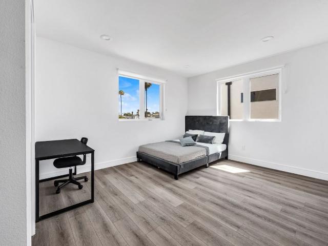 1156 W 38th st 3 Bedroom Apartment for Rent at 1156 W 38th St, Los Angeles, CA 90037 Congress North
