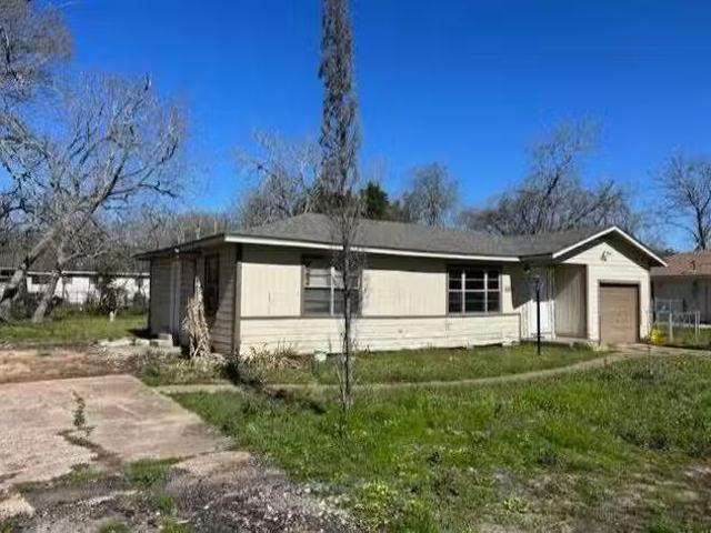 1156 2nd St, Clute, TX 77531 MLS 24317416