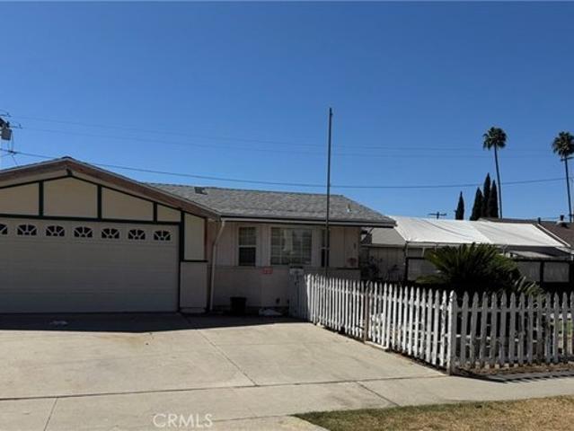 11571 Palmwood Dr, Garden Grove, CA 92840