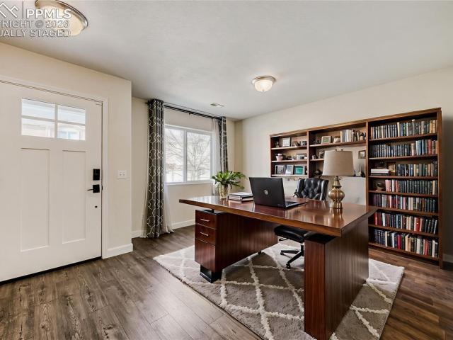 11577 Hibiscus Lane