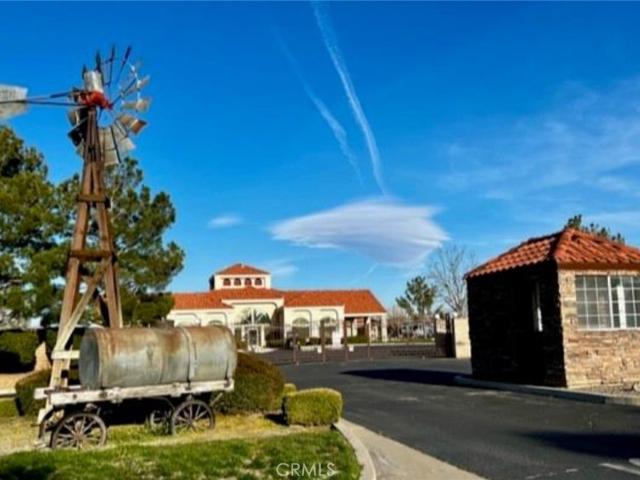 11575 Wedgewood Dr, Apple Valley, CA 92308 | MLS #IV26010 | Compass
