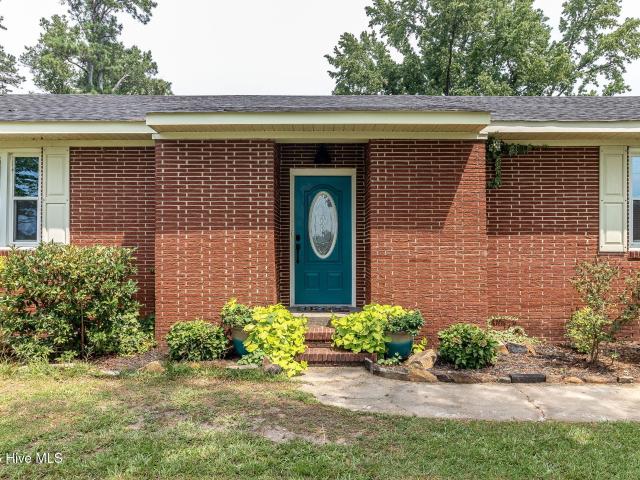 1157 Mccormick Highway