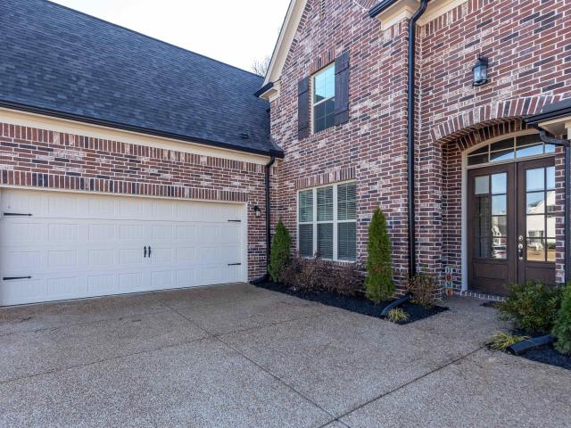 1157 mountain side dr