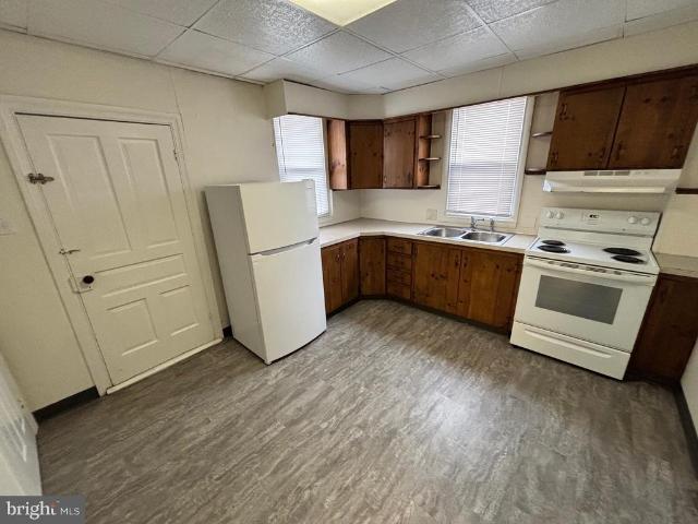 1157 E King Street # 2