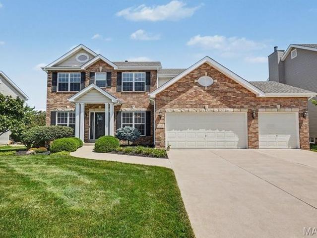 1157 Hollow Valley Ct, Saint Charles, MO 63304