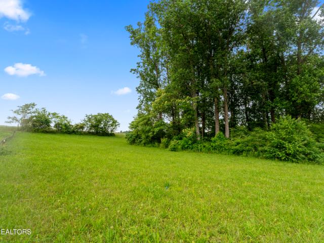 1157 Houston Springs Rd