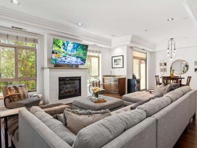 11582 Moorpark St Unit 104, Studio City, CA 91602