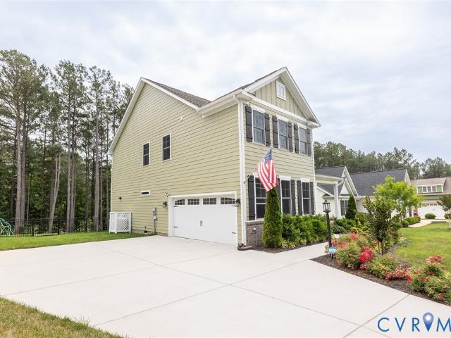 11585 Kings Pond Drive