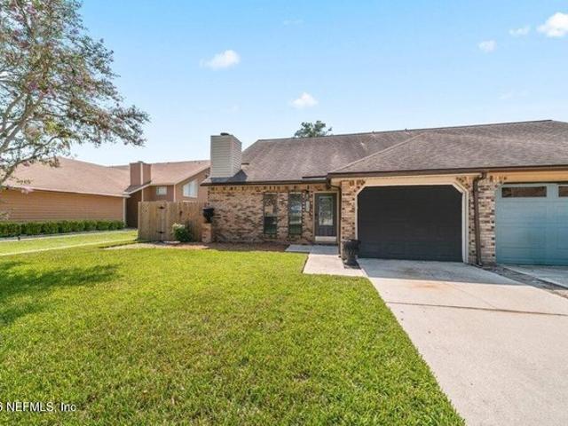 11588 Fort Caroline Lakes Dr, Jacksonville, FL 32225