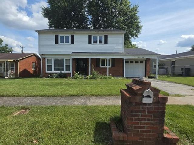 1158 Oakwood Dr, Lexington, KY 40511