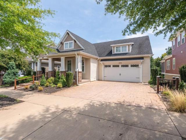 1158 Farrow Dr