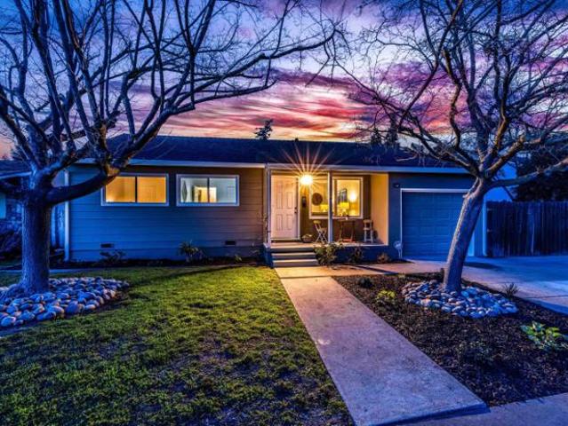1158 Locust St, Livermore, CA 94551
