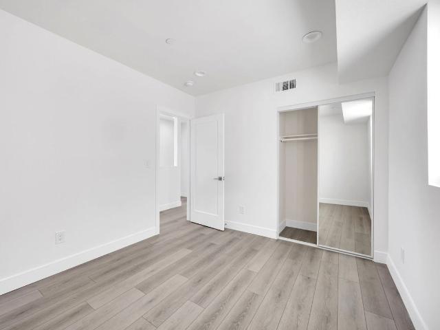 1158 W. 38th St 16 Bedroom Apartment for Rent at 1150 W 38th St, Los Angeles, CA 90037 Congress North