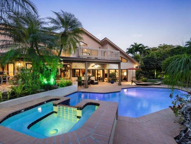 11590 SW 94th Ave, Miami, FL 33176