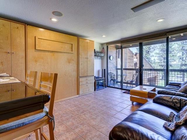11591 Snowpeak Way Unit 202, Truckee, CA 96161