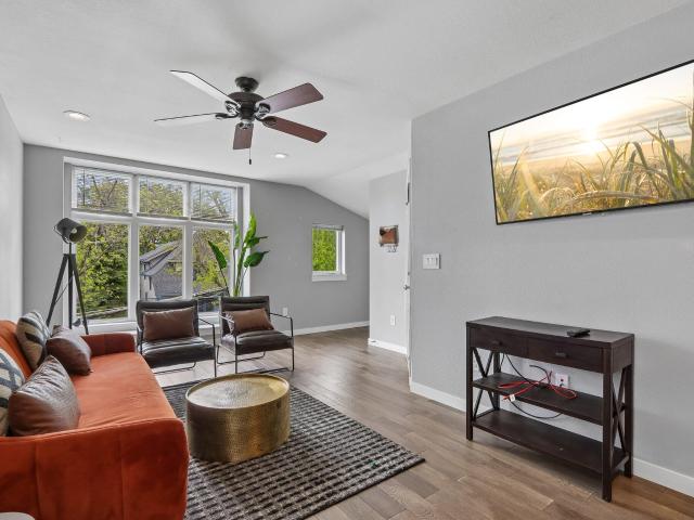 1159 E Kane Pl, Unit 1159A
