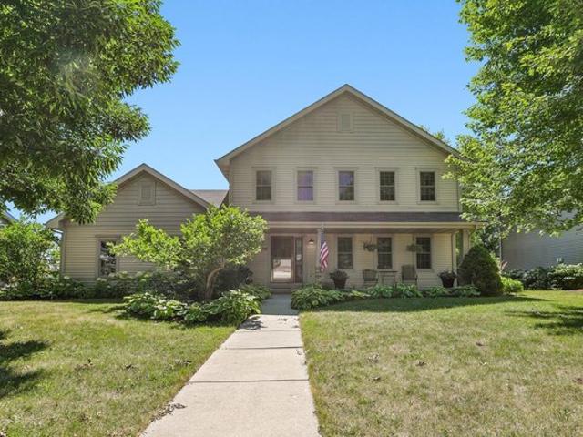 1159 Gas Light Dr, Sun Prairie, WI 53590